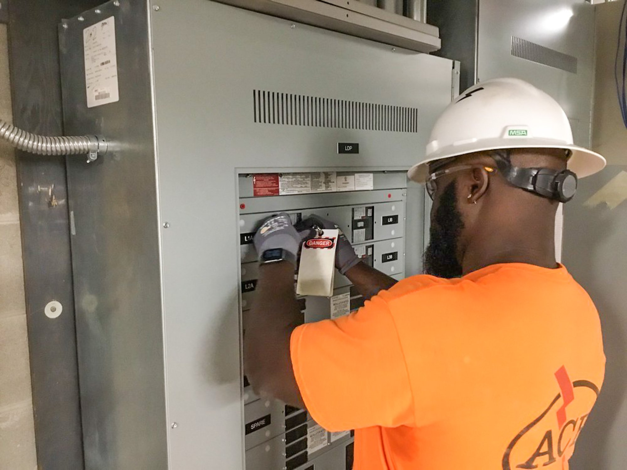 Electrical Contractor Serving the Southeastern US - Ace Electric
